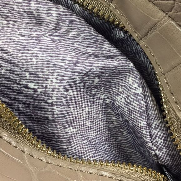 Madison West | Bags | Madison West Purse Faux Snakeskin Round Crossbody ...